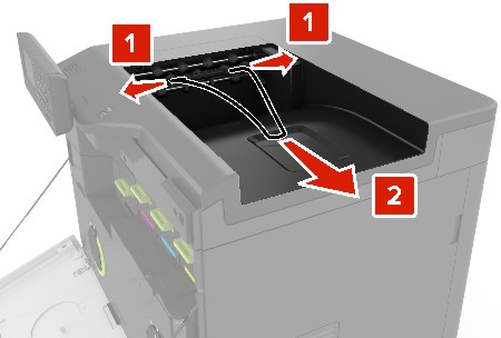 Anbringen des Hefter-Finishers | Lexmark CS820